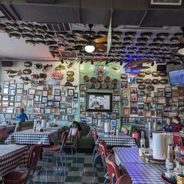 FLYING FISH - Updated December 2025 - 344 Photos & 276 Reviews - 6126 ...