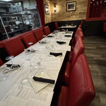 CAST IRON CHEF CHOP HOUSE & OYSTER BAR - Updated December 2025 - 839 ...