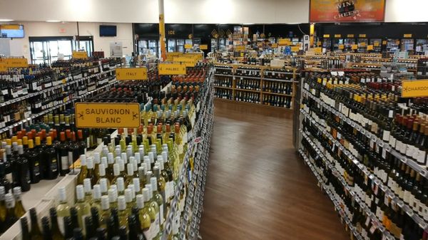 TOTAL BEVERAGE - 26 Photos & 118 Reviews - 9359 Sheridan Blvd ...