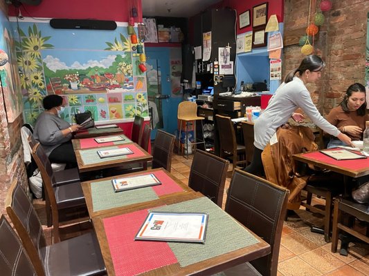 GRILL 21 - Updated October 2025 - 878 Photos & 611 Reviews - 346 E 21st ...