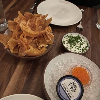 DAISIES - 807 Photos & 459 Reviews - 2375 N Milwaukee Ave, Chicago ...