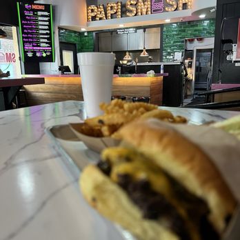 PAPI SMASH’D BURGER - Updated July 2024 - 254 Photos & 138 Reviews - 66 ...