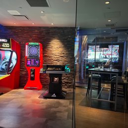 PARLAY SPORTING CLUB + KITCHEN - Updated June 2025 - 138 Photos & 126 ...