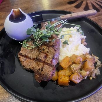 BOUJEE RESTAURANT & BAR - Updated January 2026 - 21 Photos - 191 Main ...