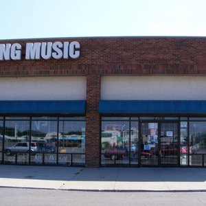 MUSIC GO ROUND COLUMBUS - Updated October 2025 - 19 Photos & 30 Reviews ...