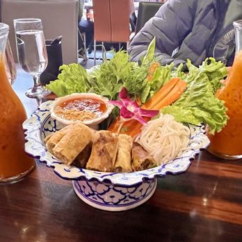 LAOTABLE - Updated June 2024 - 4643 Photos & 1575 Reviews - 149 2nd St ...