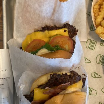 SHAKE SHACK - Updated December 2025 - 24 Photos & 42 Reviews - 3734 W ...