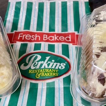 PERKINS RESTAURANT & BAKERY - Updated January 2026 - 40 Photos & 43 ...