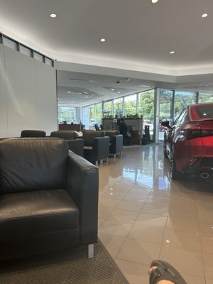 LEXUS OF SMITHTOWN - Updated October 2025 - 41 Photos & 88 Reviews ...