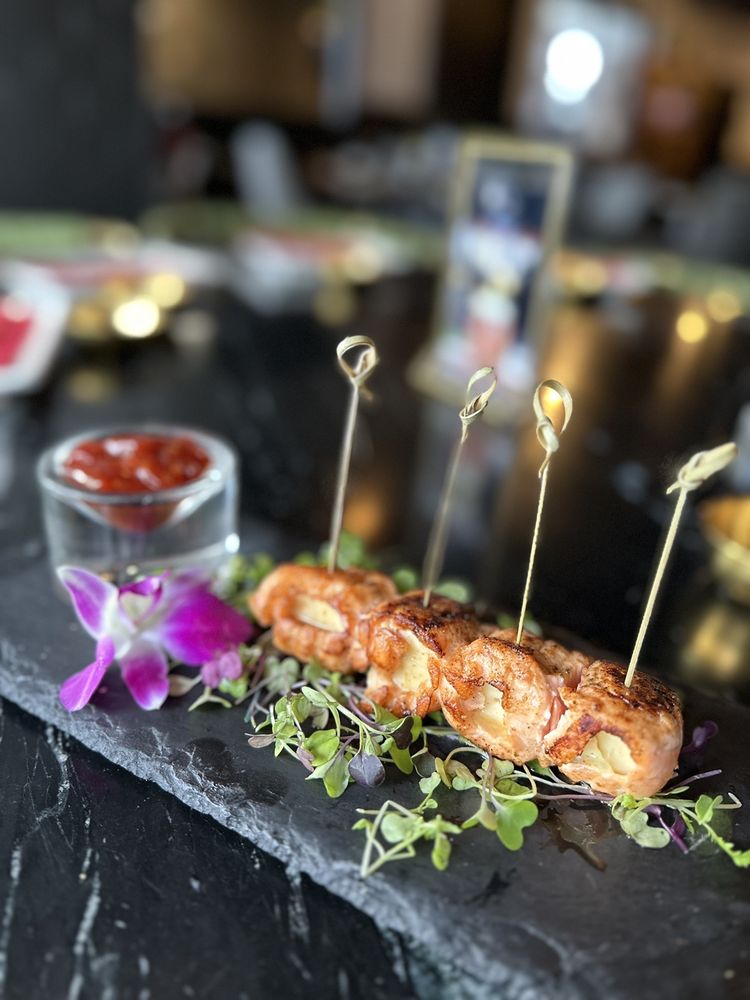 SAM SUSHI ART & MUSIC - Updated December 2025 - 130 Photos & 46 Reviews ...