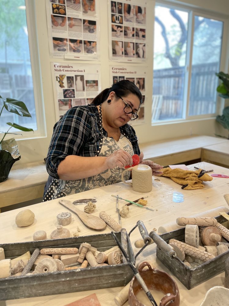 MUD HEN CLAY AND ART STUDIO - 200 Photos & 74 Reviews - 130 W 3rd St ...