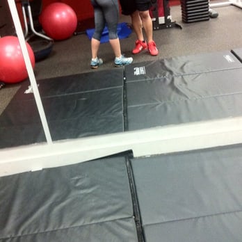 GOODLIFE FITNESS - Updated May 2026 - 20 Photos & 34 Reviews - 4950 ...
