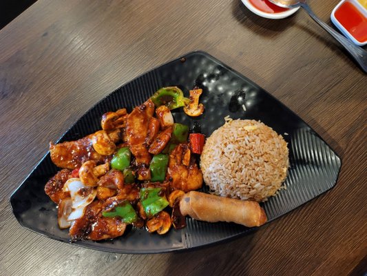 GO CHINA - Updated August 2025 - 383 Photos & 605 Reviews - 136 N Lake ...