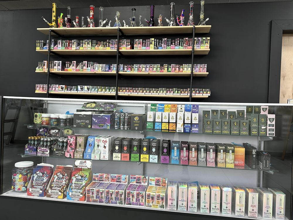 THE SMOKY BOX - SMOKE SHOP - Updated January 2026 - 16 Photos - 2340 NW ...