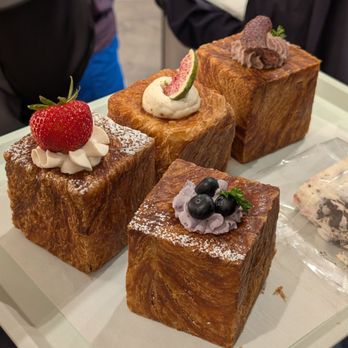 KREAM DESSERT - Updated December 2025 - 119 Photos & 52 Reviews - 526 ...