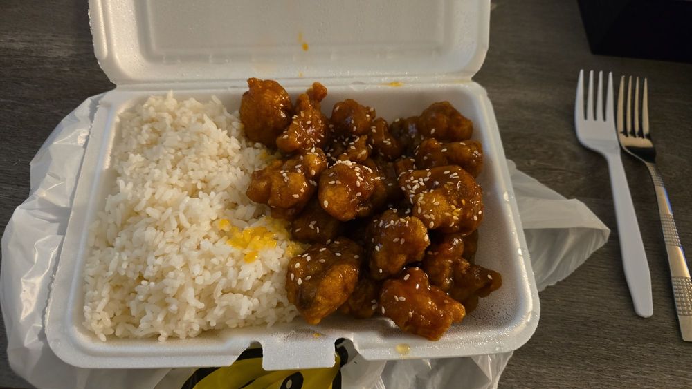 CHOPSTIX GOURMET AND SUSHI BAR - Updated January 2025 - 269 Photos ...