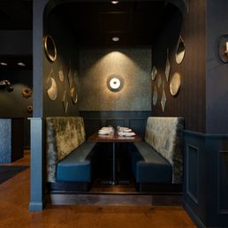 ENTOURAGE - Updated October 2025 - 216 Photos & 89 Reviews - 5101 Main ...