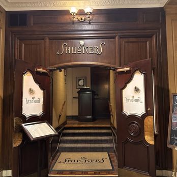 SHUCKERS OYSTER BAR - Updated April 2025 - 658 Photos & 615 Reviews ...