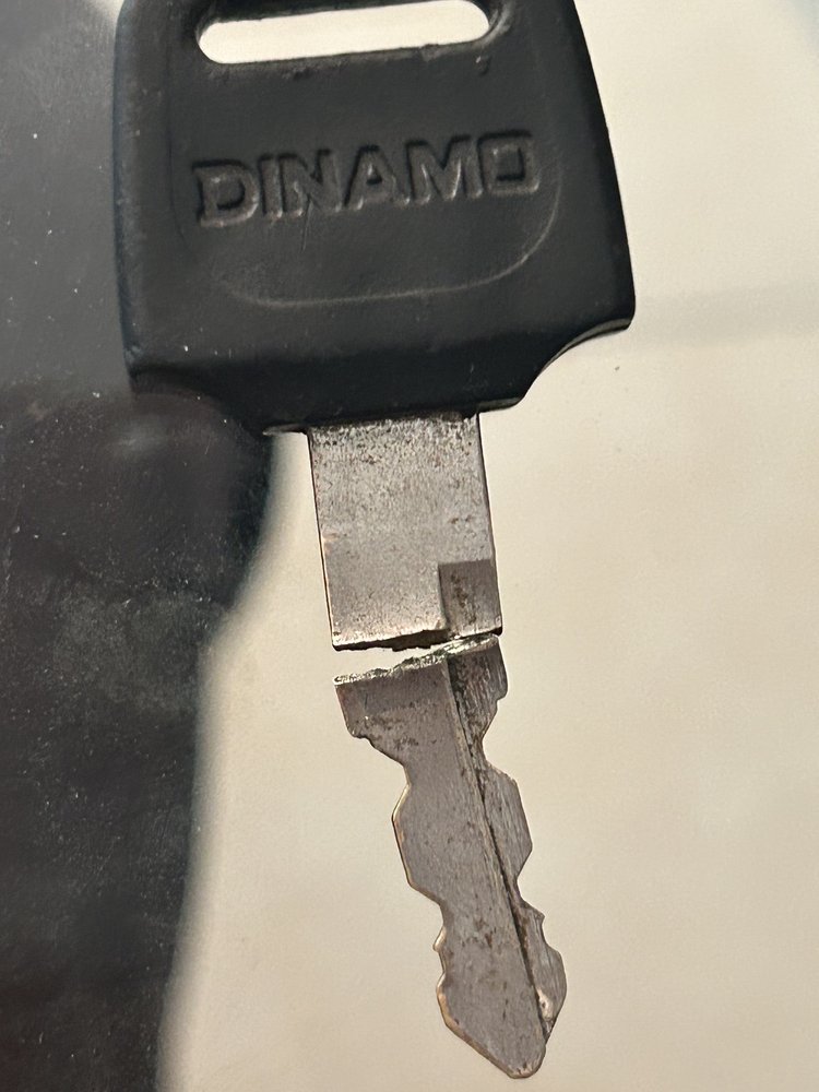 CERRAJERIA THE CODE 24/7 - Cancún, Quintana Roo, Mexico - Keys ...