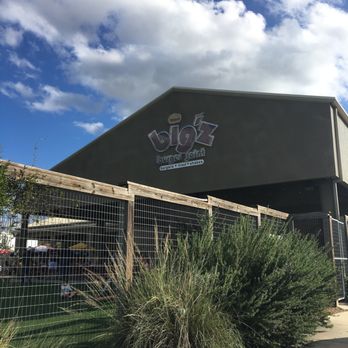 Bigz Burger Joint - Takeout & Delivery - 149 Photos & 191 Reviews ...