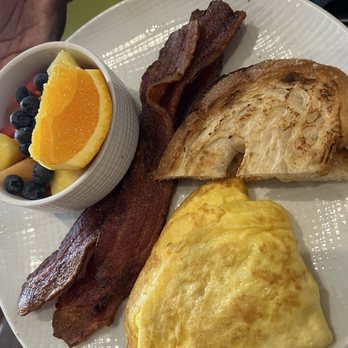 SEVEN DOORS KITCHEN & COCKTAILS - Updated September 2024 - 1004 Photos ...