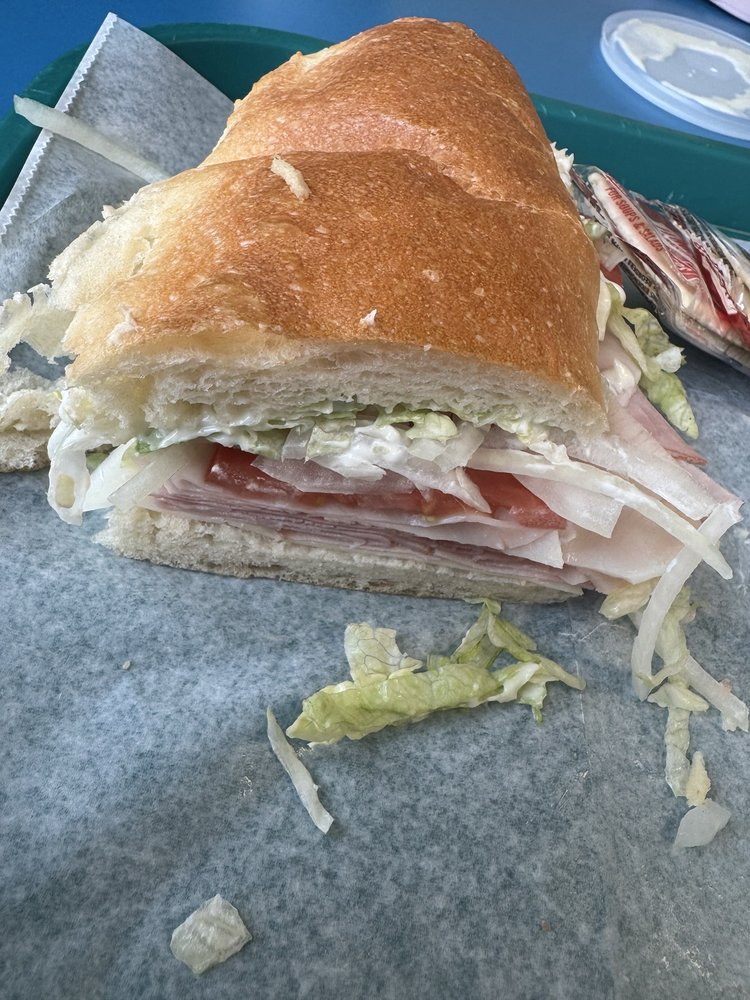 OBEE’S SUB SHOP - Updated March 2025 - 15 Photos & 75 Reviews - 261 ...