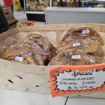 CHUCK’S MEAT AND DELI - Updated December 2025 - 18 Photos - 4972 ...