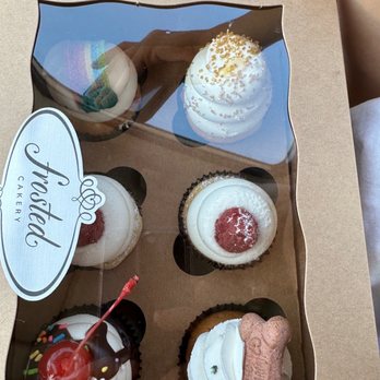 FROSTED CAKERY - Updated November 2024 - 452 Photos & 348 Reviews ...