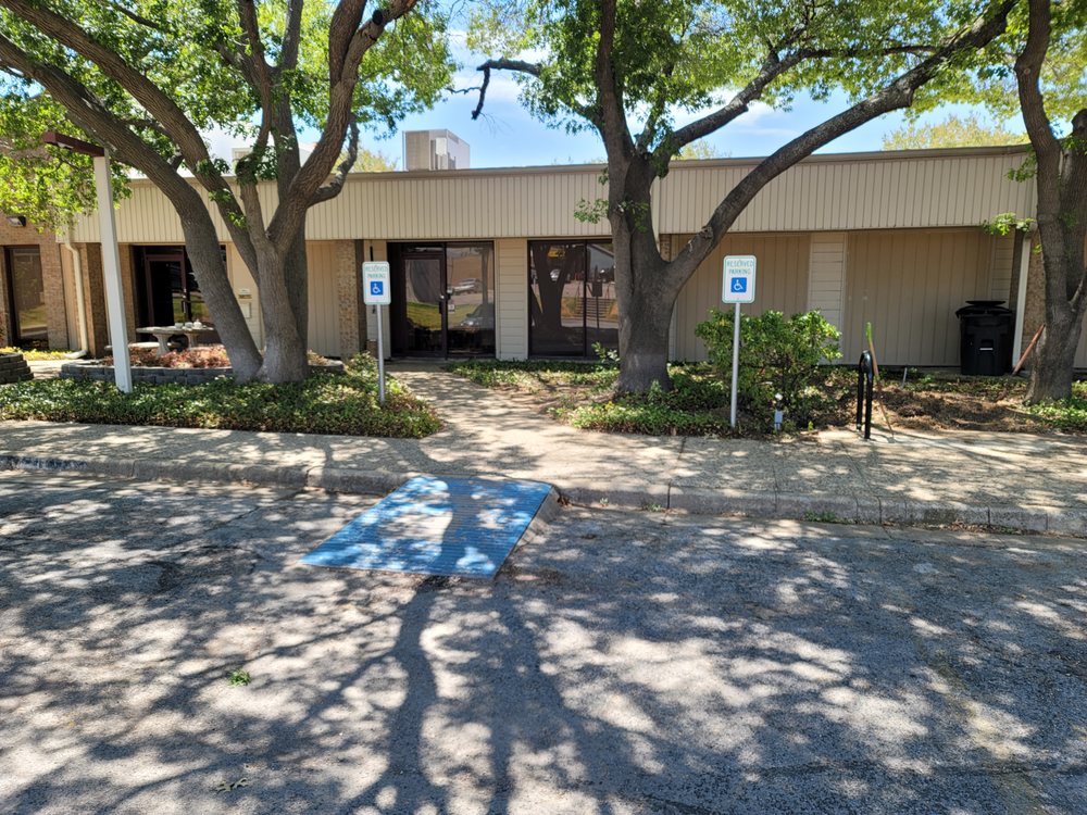 EMP STUDIOS - Updated October 2025 - 17 Photos - 1215 Country Club Ln ...