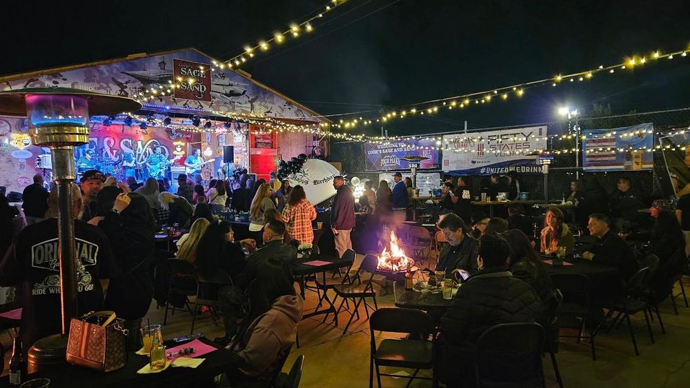 Lucie's Sage & Sand Bar & Grill, Glendale | Roadtrippers