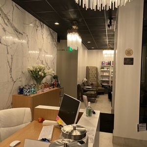 URBAN SANCTUARY SPA - Updated May 2025 - 30 Photos & 69 Reviews - 810 N ...