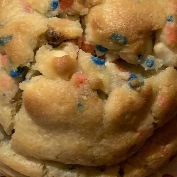 MO COOKIES - Updated July 2025 - 40 Photos & 37 Reviews - 1705 W ...