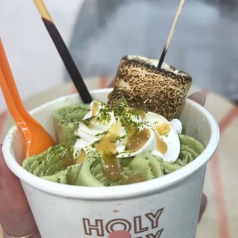 HOLY ROLY ICE CREAM - Updated August 2024 - 716 Photos & 375 Reviews ...