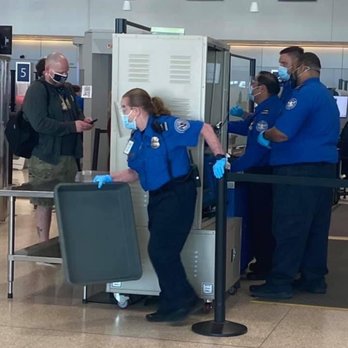 TSA CHECKPOINT CONCOURSE B - INDIANAPOLIS INTERNATIONAL AIRPORT ...