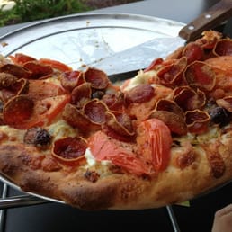 LICARI’S SICILIAN PIZZA KITCHEN - Updated July 2025 - 203 Photos & 318 ...
