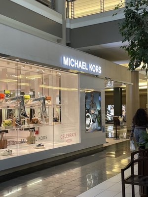 WALDEN GALLERIA MALL - 147 Photos & 175 Reviews - 1 Walden Galleria ...