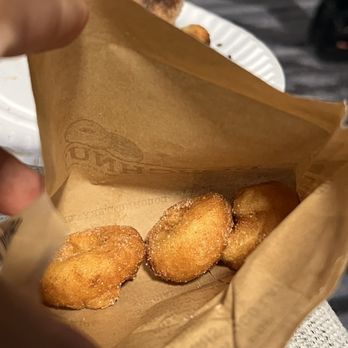 DOUGHNUTTERY - Updated January 2026 - 808 Photos & 605 Reviews - 425 W ...