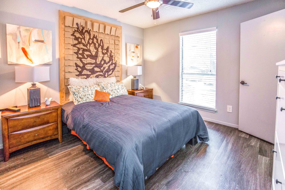 TREEHOUSE APARTMENTS - Updated February 2025 - 100 Photos & 17 Reviews ...
