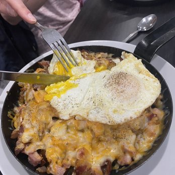 GOODDAY CAFE - Updated July 2025 - 14 Photos & 38 Reviews - 2400 W ...