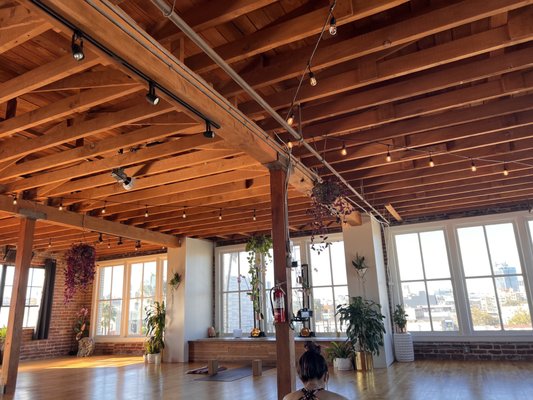 HAUM - Updated December 2025 - 24 Photos & 19 Reviews - 2973 16th St ...