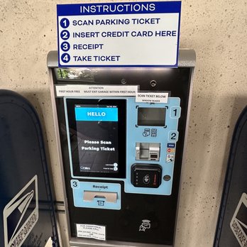 QUEEN’S POB 1 - Updated January 2026 - 10 Photos - 1380 Lusitana St ...