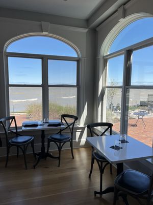 VINCENT WILLIAM WINE - Updated July 2024 - 63 Photos & 16 Reviews ...