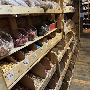 THE ROOT BEER STORE - Updated December 2025 - 72 Photos & 32 Reviews ...