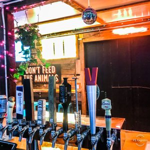 BONFIRE COUNTRY BAR - 83 Photos & 123 Reviews - Bars - 37 Wharf St ...