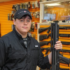 BULLFROG CORNER - Updated June 2025 - 11 Photos - 1436 Goodman Rd W ...