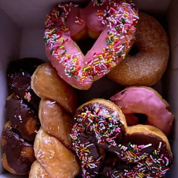 A & P DONUTS - Updated January 2026 - 22 Photos & 34 Reviews - 1307 ...