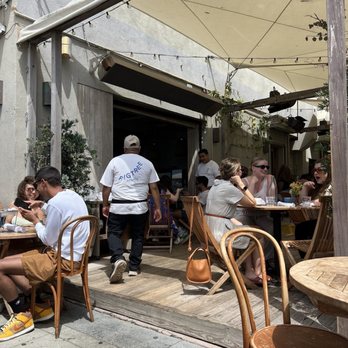 FIG TREE VENICE - Updated December 2024 - 1085 Photos & 672 Reviews ...