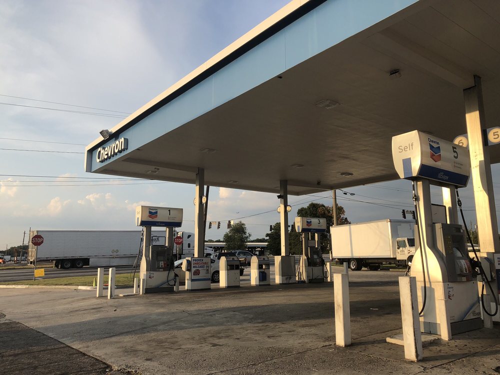 CHEVRON - Updated June 2024 - 210 Forest Pkwy, Forest Park, Georgia ...