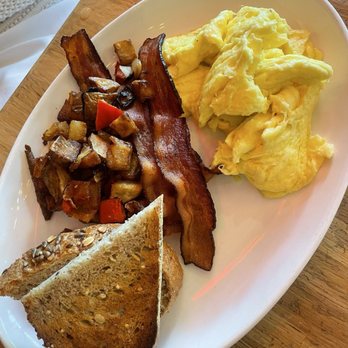 GARY RACK’S FARMHOUSE KITCHEN - Updated August 2025 - 675 Photos & 587 ...