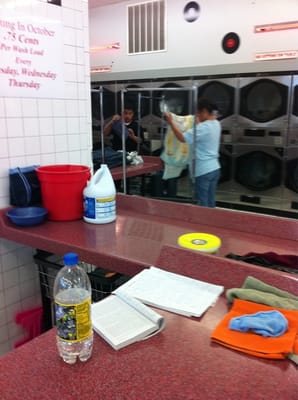 MAIN STREET LAUNDRY - Updated December 2025 - 13 Photos & 29 Reviews ...